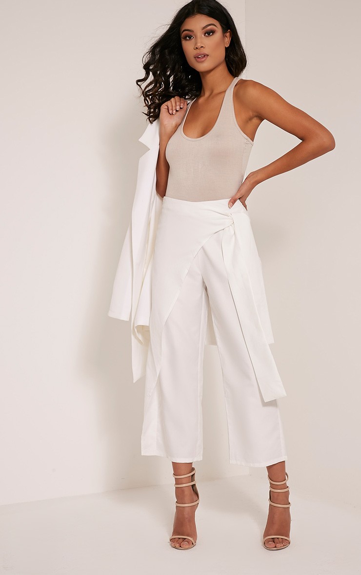 HOW TO BOSS INTERVIEW DRESSING | The 411 | PLT